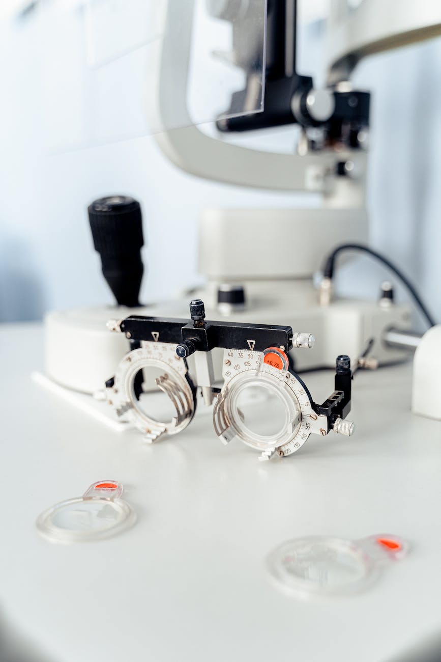 IGCSE Prescribed Practical: Determining the Refractive Index of Glass ...
